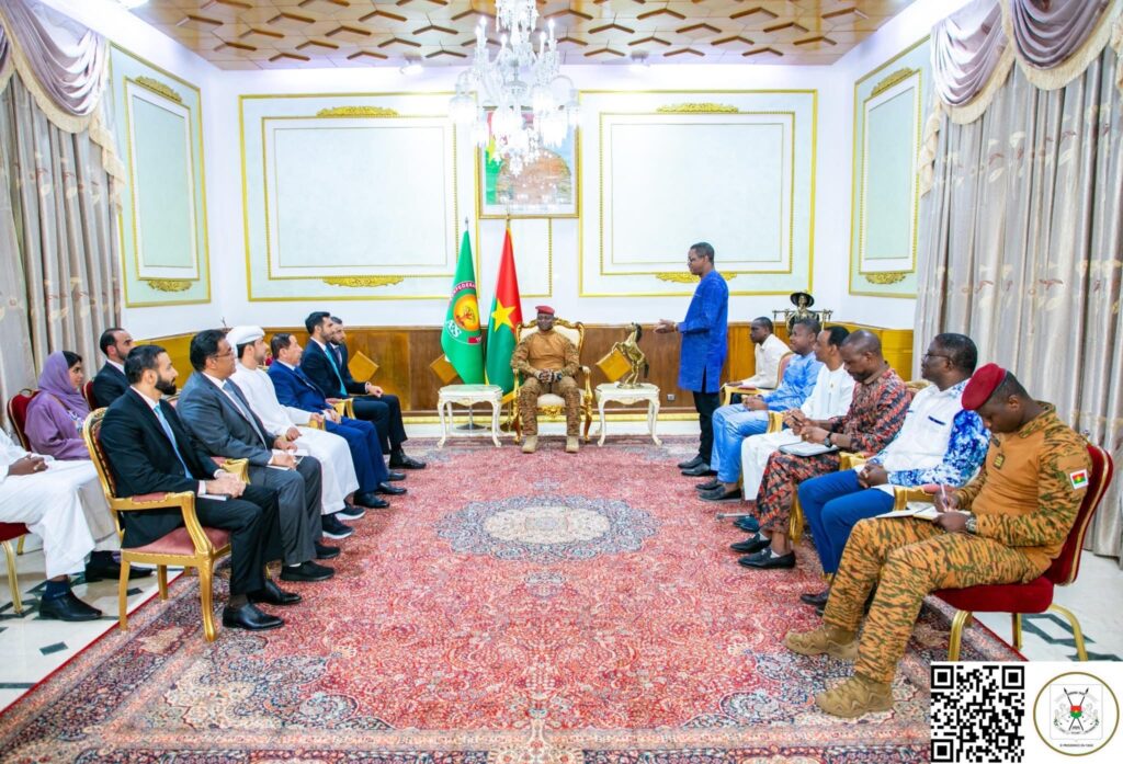 Coopération: Le Président du Faso reçoit un émissaire des Émirats ...